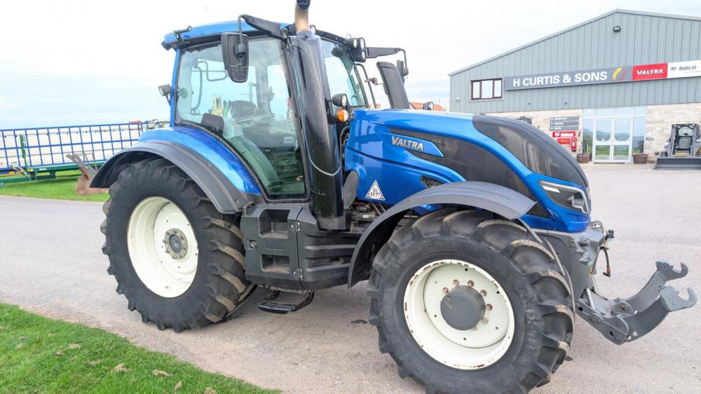 Valtra T174 A for Sale - Curtis Agricultural