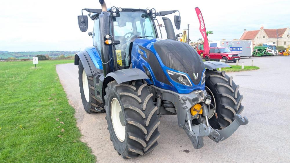 Valtra T174 A for Sale - Curtis Agricultural