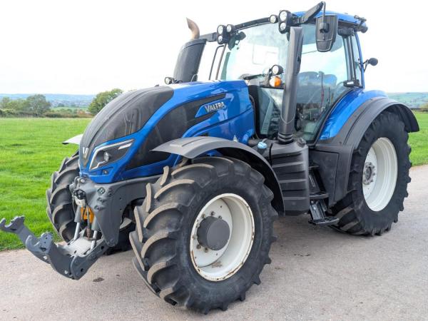 Valtra T174 A for Sale - Curtis Agricultural